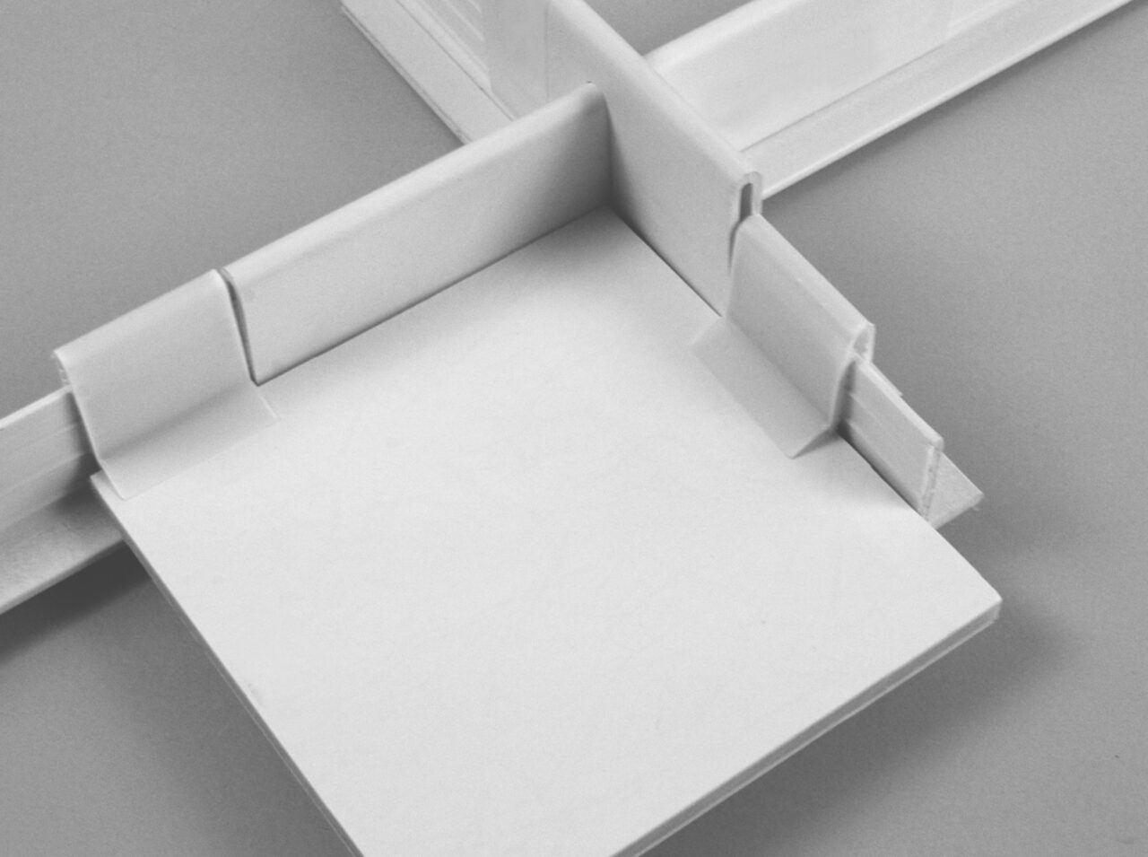 Gridlock Polymer Core Suspended Grid System - Life Science Products Gridlock Polymer Core Suspended Grid System - Life Science Products