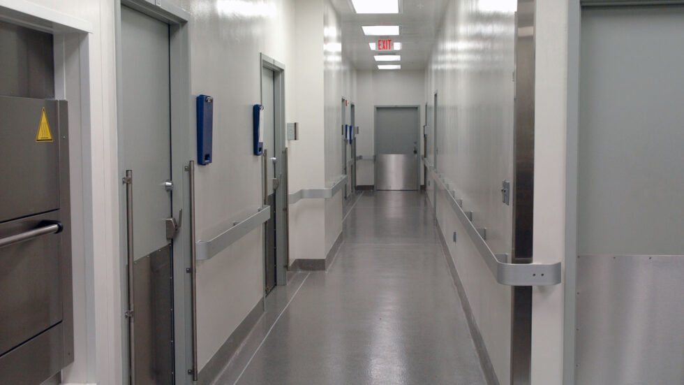 Sani Rail Stanchion Rails Life Science Products 